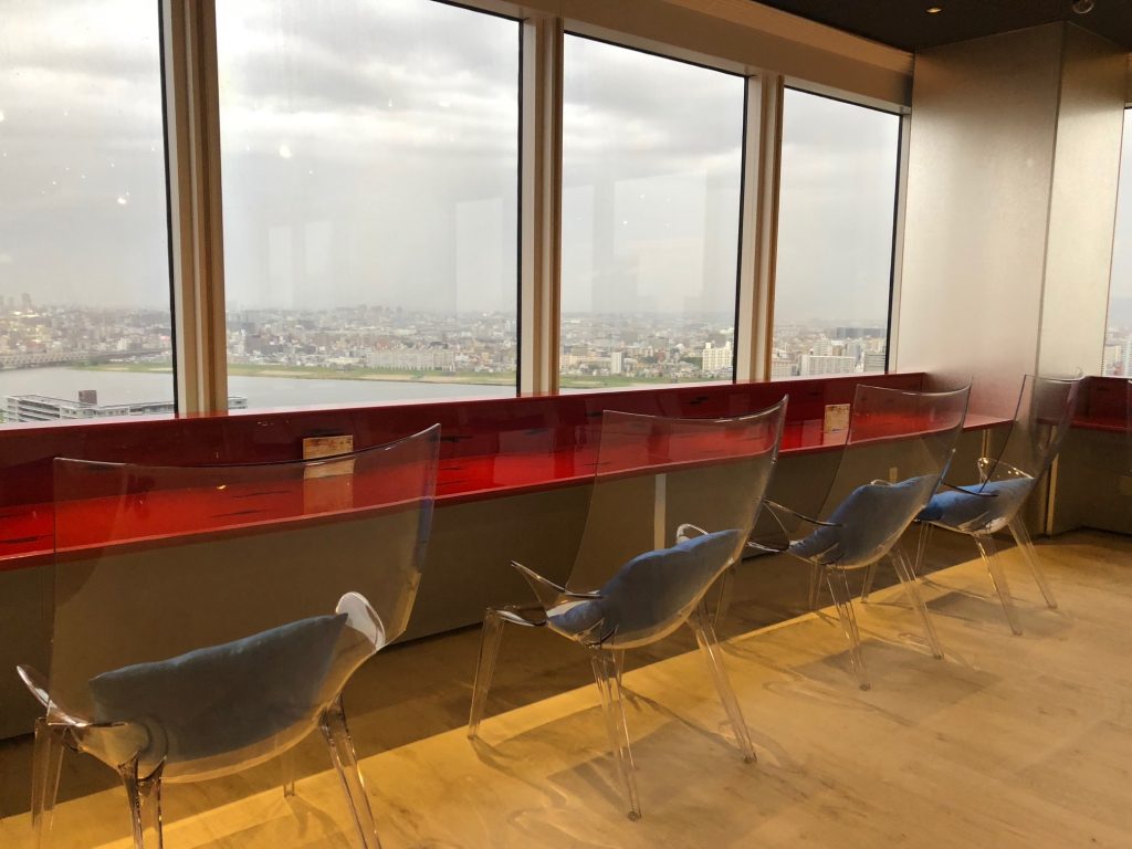 梅田スカイビル 空中庭園展望台 cafeSKY40 | 魅せる焙煎機 NOVO シリーズ